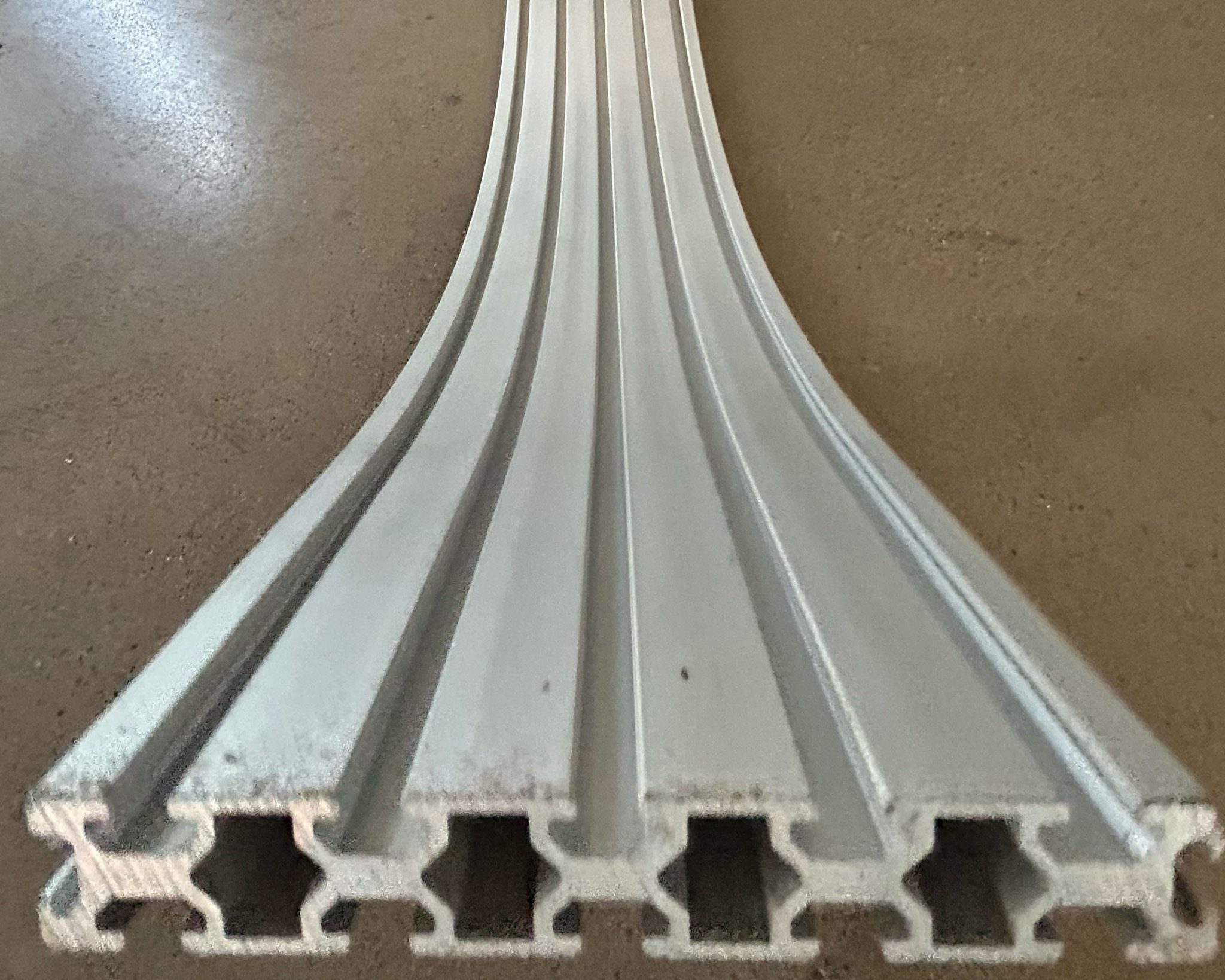The Bending Radius in Aluminum Bending